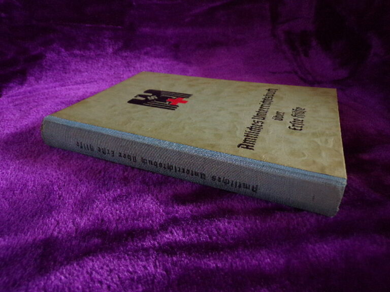 Handbook for Nazi Deutsches Rotes Kreuz Members | War-Den military ...